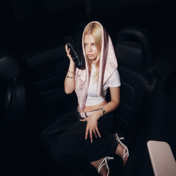 ELLICE Präsentiert sich mit ihrer neuen Single „AF1“ - CityGuide